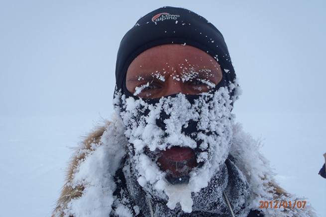 Unsupported Polar Journeys and Retracing Amundsen's Route